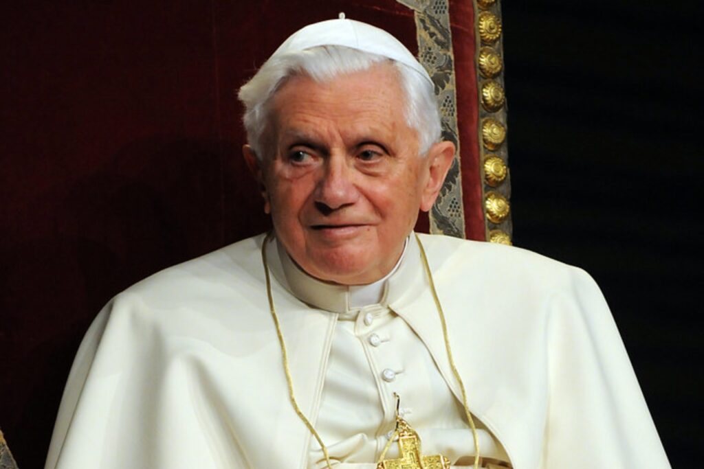 Dins l'armari amb Joseph Ratzinger - Article d'opinió d'Andreu Barnils
