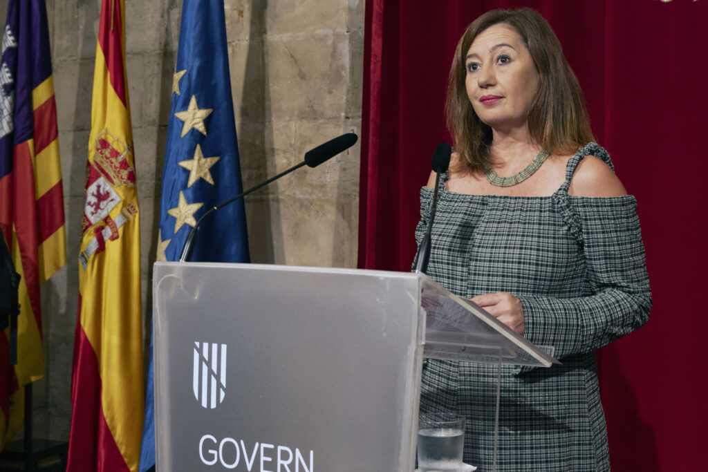 Adeu d'Armengol - VilaWeb