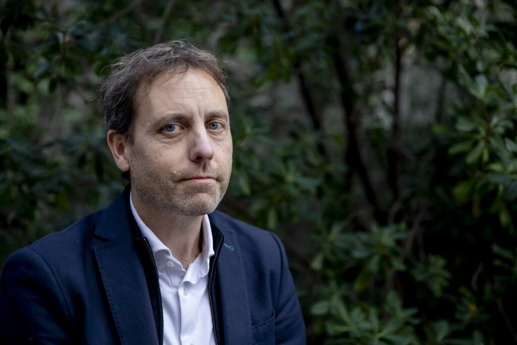 L'Audiència de Barcelona manté el processament d'Albert Royo i Roser Clavell en només dues partides