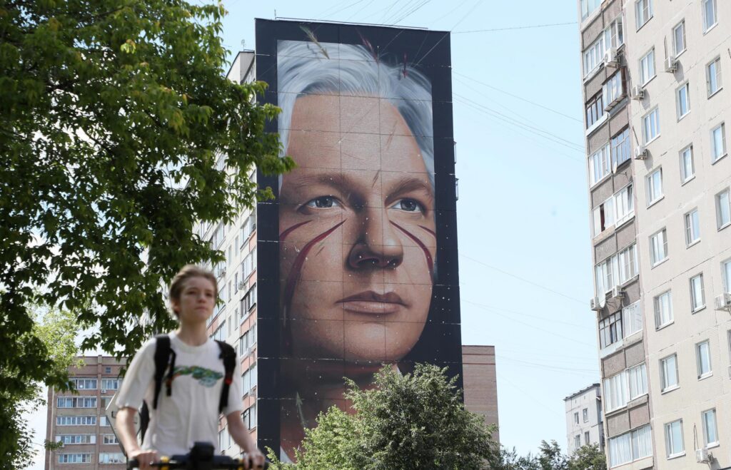 Homenatge a Julian Assange