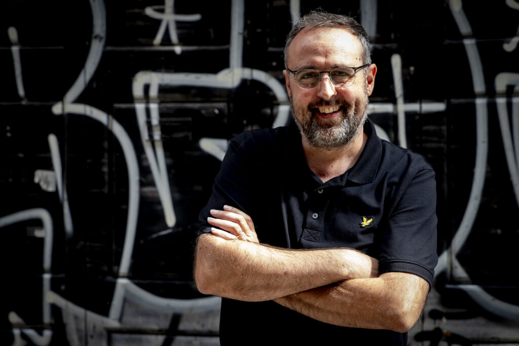 Roger Mas: "La fascinació per la meva llengua ha fet que tingués una ...