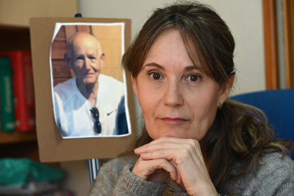 Rosa M. Álvarez: "Em tortura la idea que mon pare va morir pensant que ...