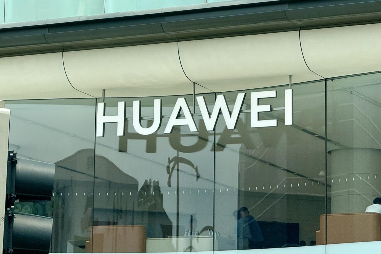 Illa es reuneix amb Huawei a Pequín en plena polèmica pel contracte per ...