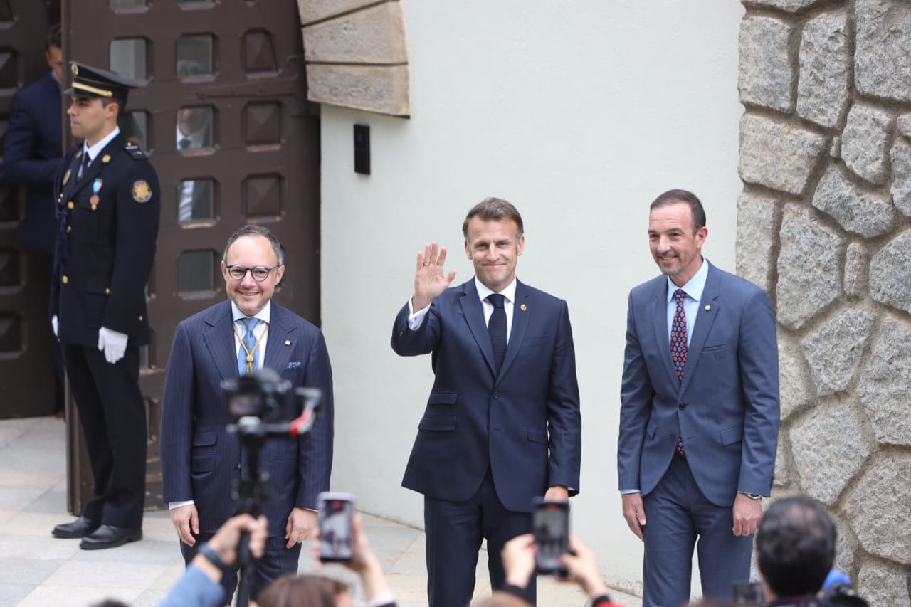 Macron situa els drets de les dones i l’encaix europeu al centre de la ...